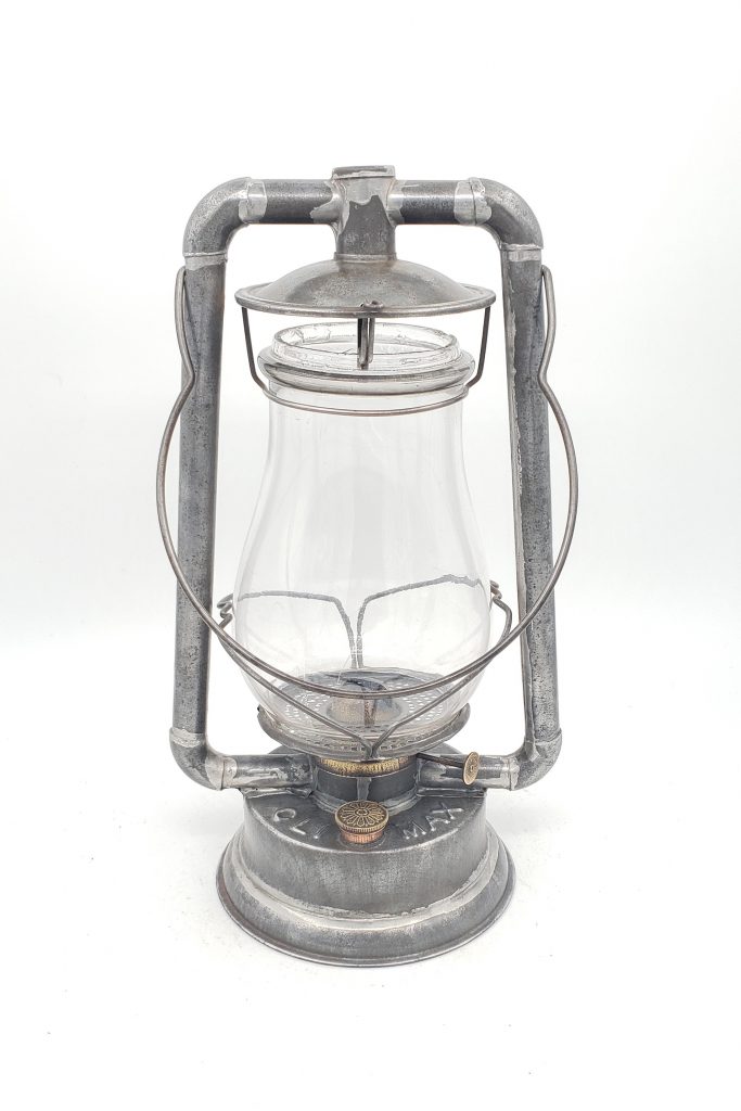 The Ontario Lantern Co. - Antique Lanterns - OntarioLantern.ca