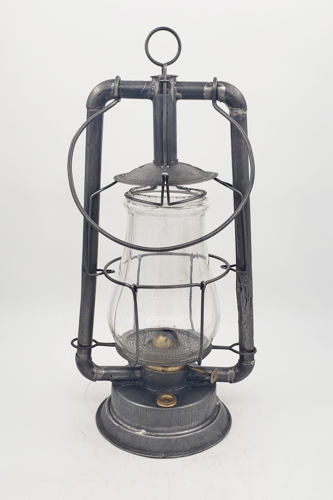 Burn Lantern Company - Antique Lanterns - OntarioLantern.ca
